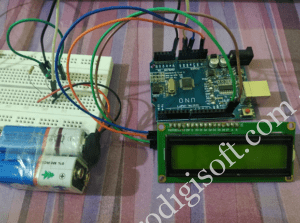 How to Make Digital Voltmeter with an Arduino & 16×2 LCD