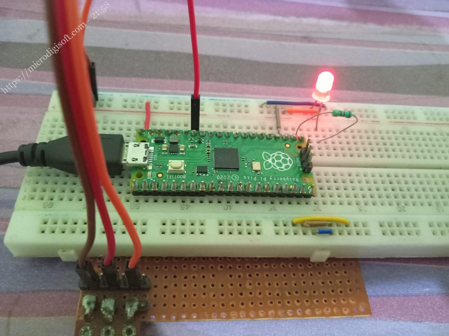 PWM LED Brightness Control on Raspberry Pi Pico-MicroPython