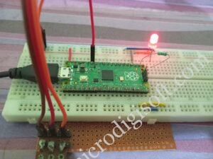 PWM LED Brightness Control on Raspberry Pi Pico-MicroPython
