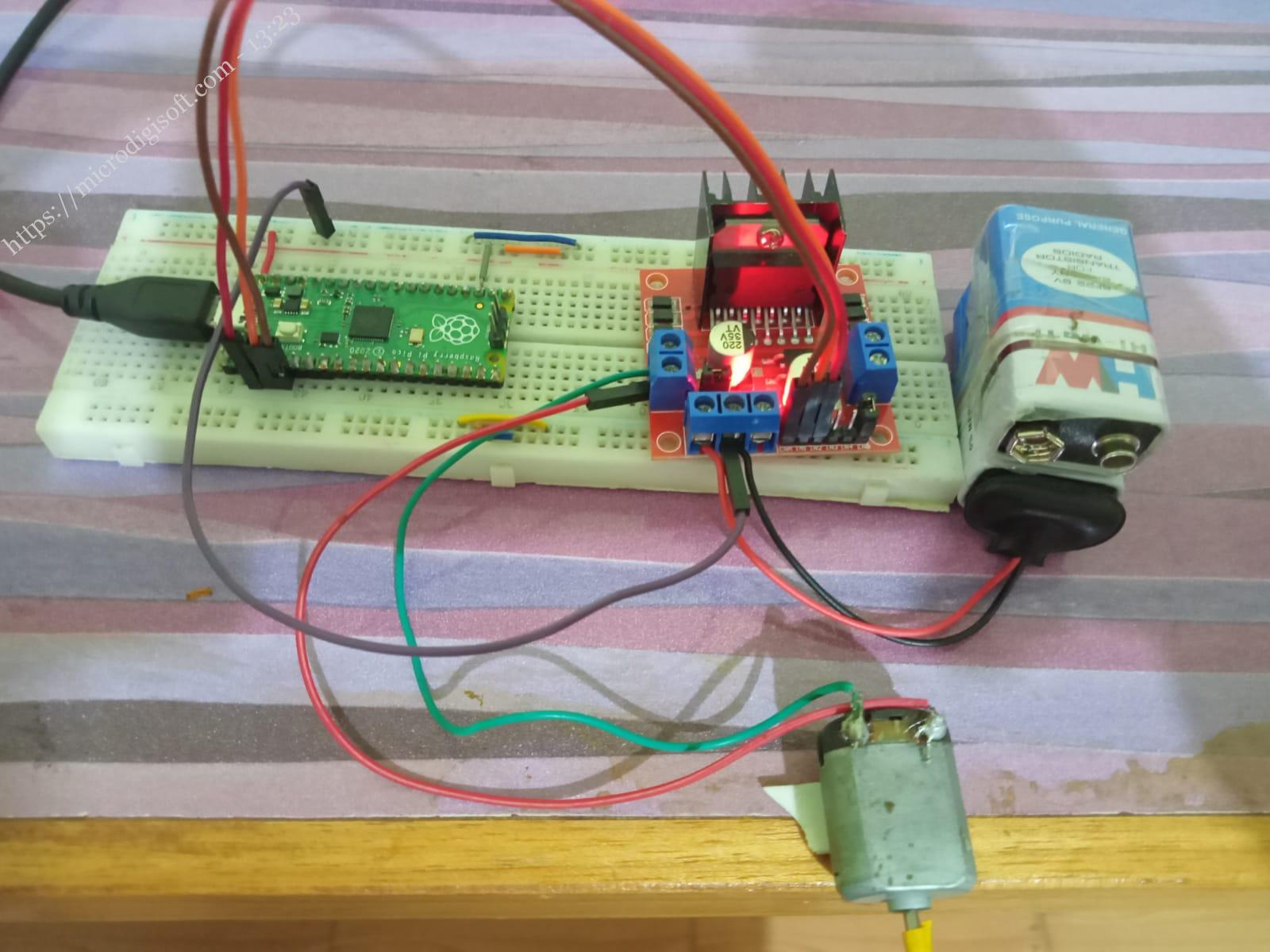Control DC Motor using L298N-Raspberry Pi Pico-MicroPython
